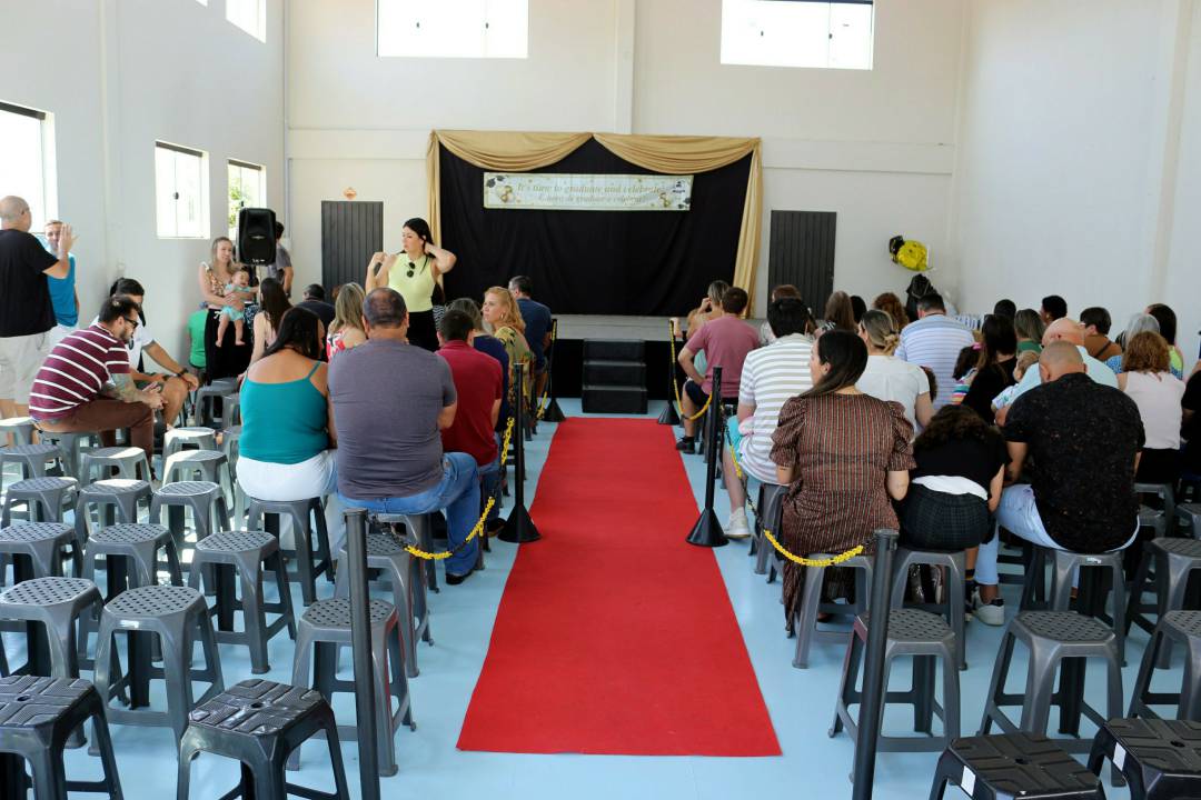 Alunos do Pré-Escolar e 5º Ano participam de formatura – Escola ...